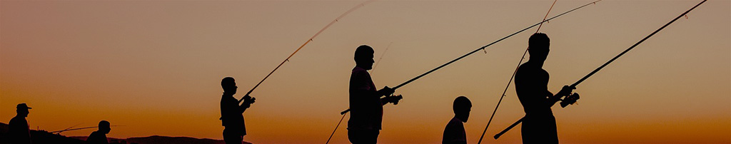 Caña de pescar, carretes de pesca, anzuelos de pesca y más para pescar.